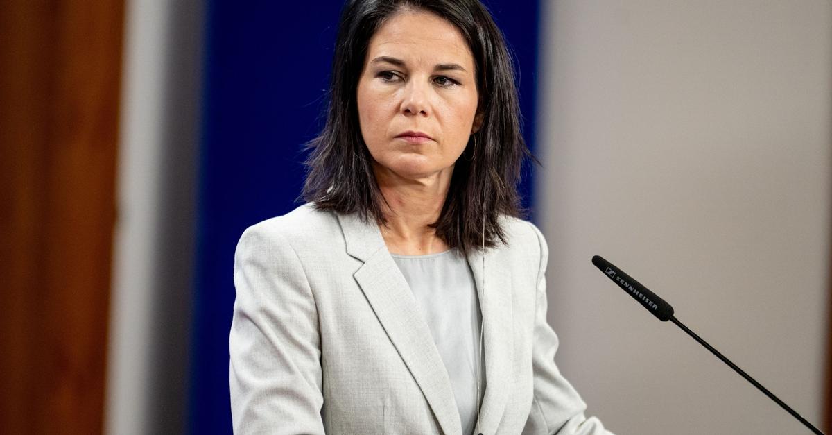Ukraine-Blog: Baerbock kritisiert Russlands Atomübung stark Ukraine-Blog: Baerbock kritisiert Russlands Atomübung stark